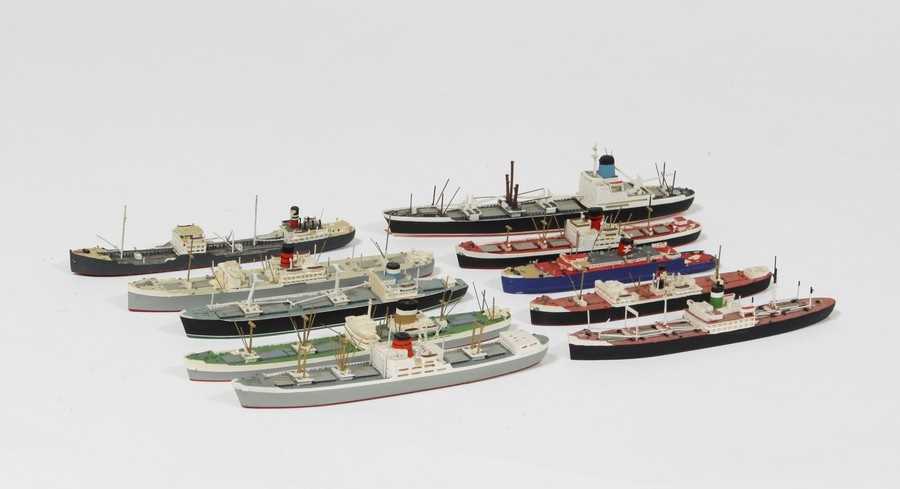 Lot 356 - Ten resin and other waterline ship models