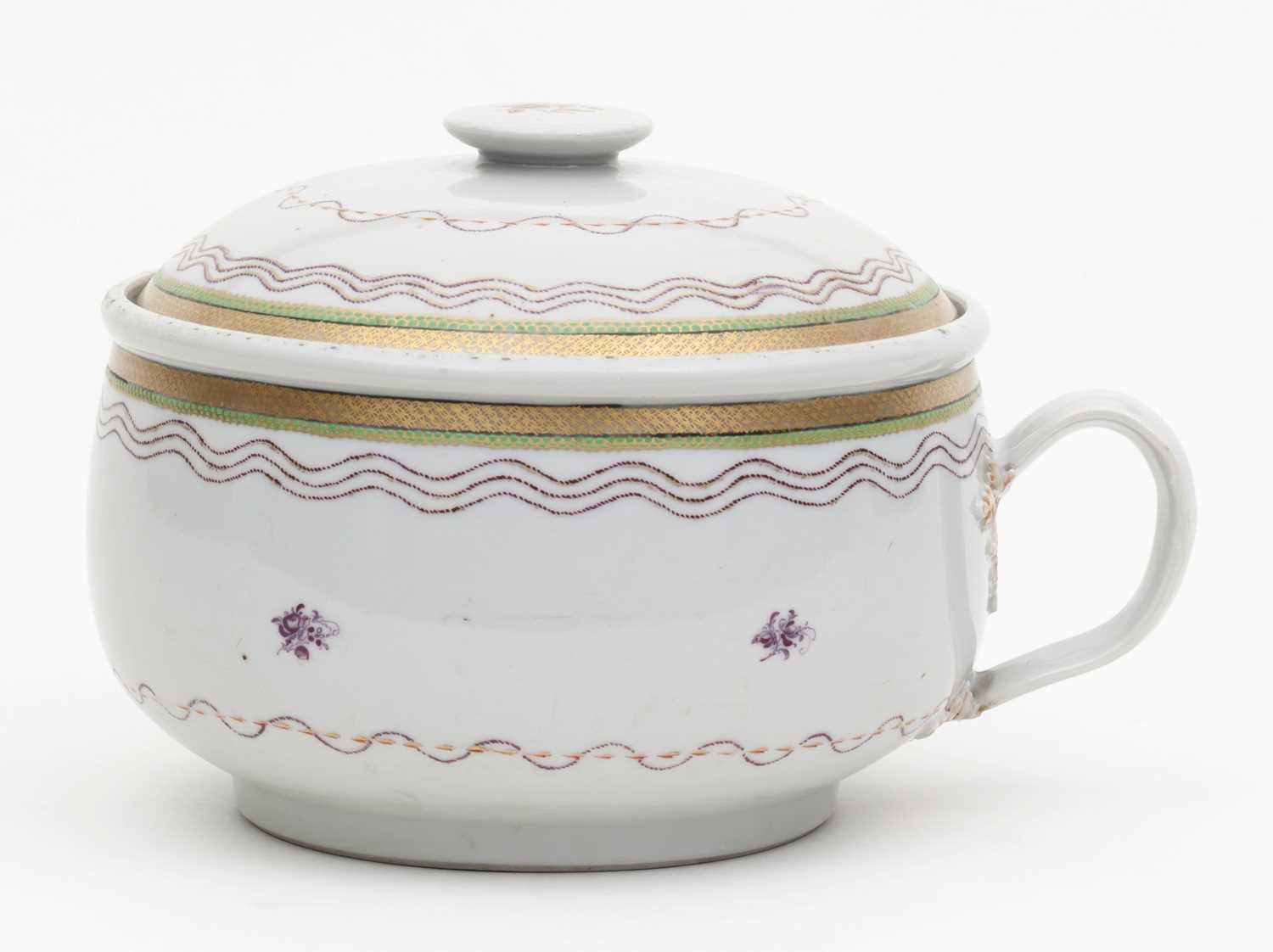 Lot 167 - A Chinese mid 18th Century chamber pot and