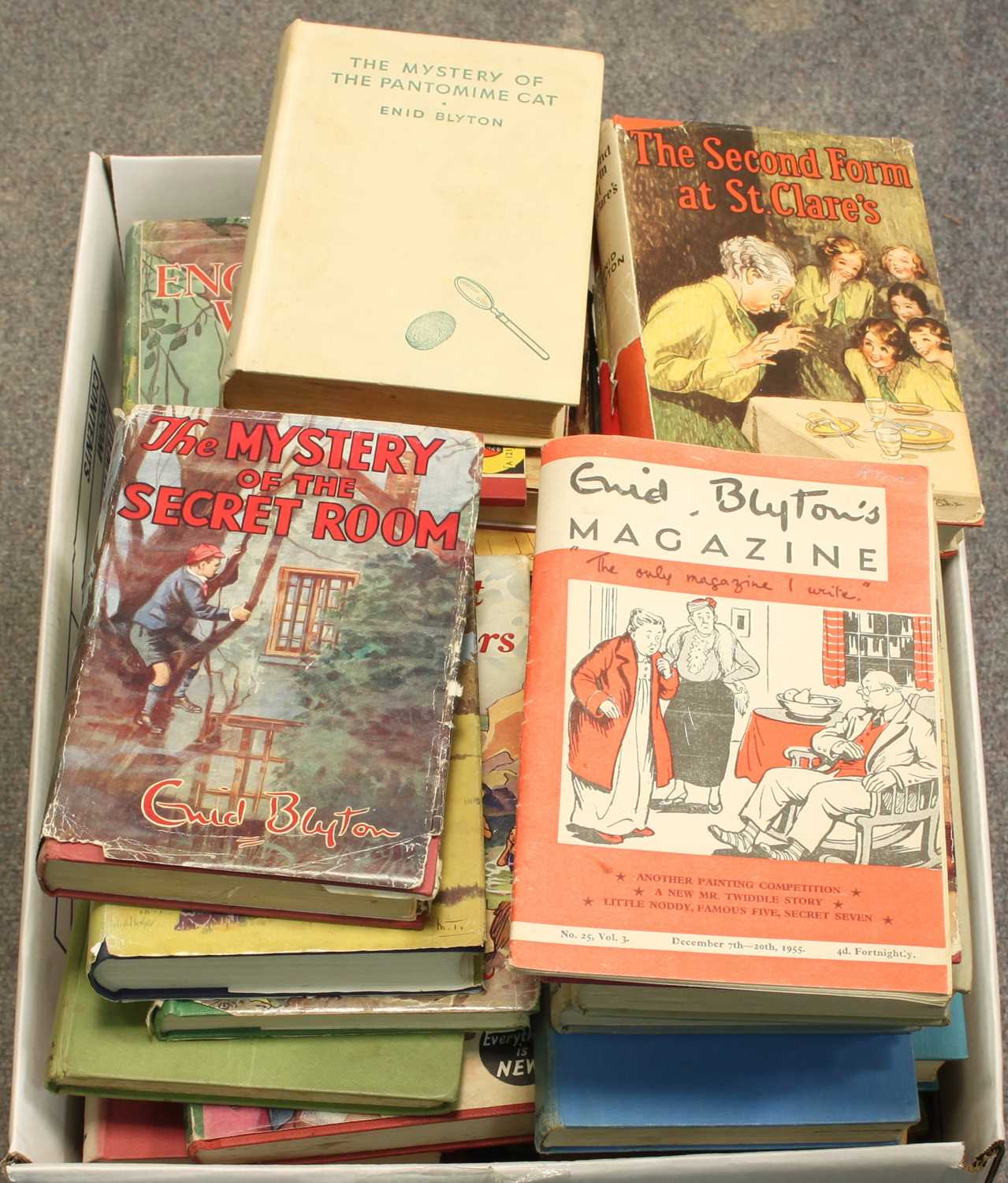 Lot 710 - Blyton (E) Famous Five, Secret Seven, Lot 710 - Blyton (E) Famous Five, Secret Seven,
