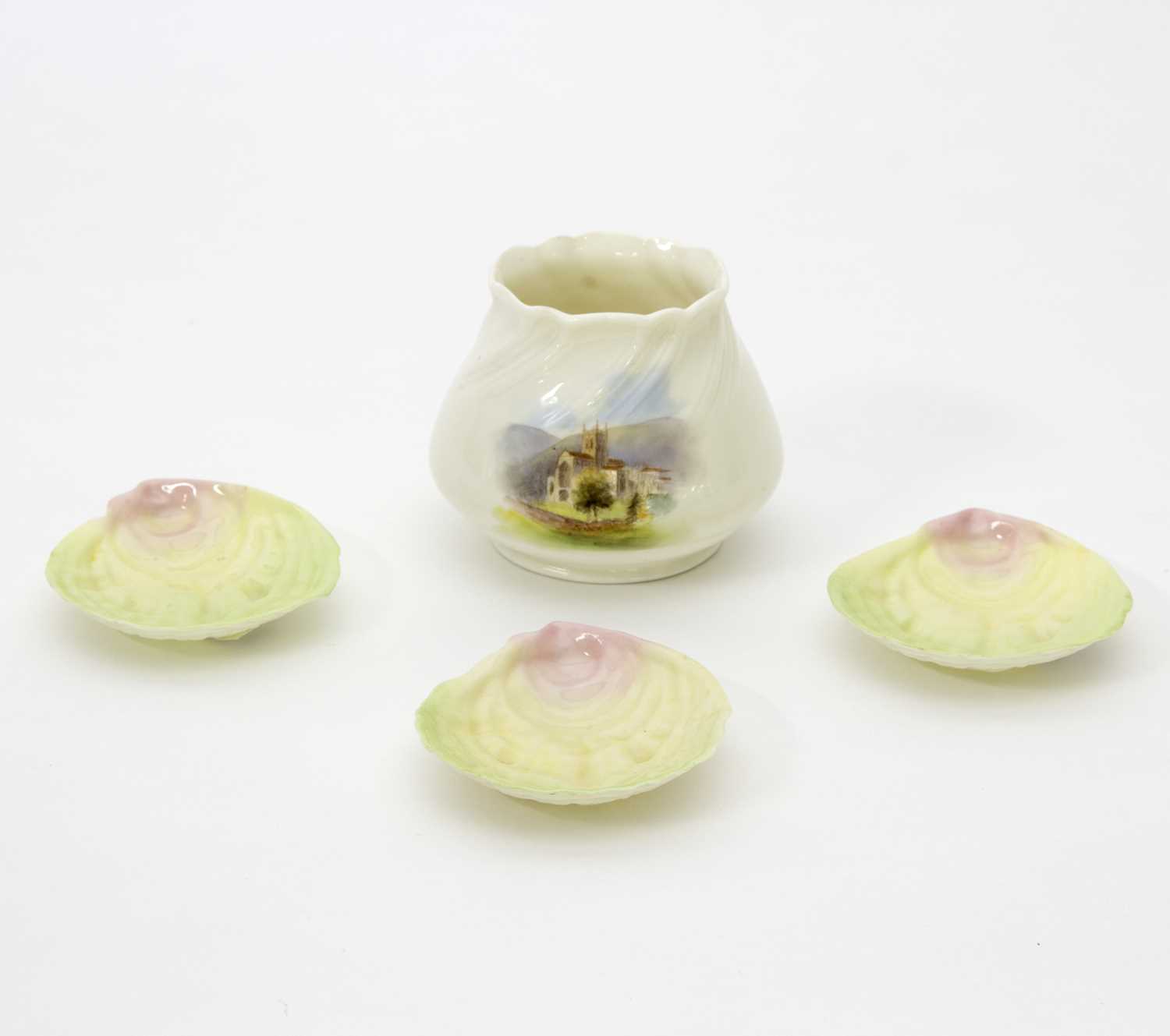 Lot 180 - A Grainger's Worcester porcelain vase,