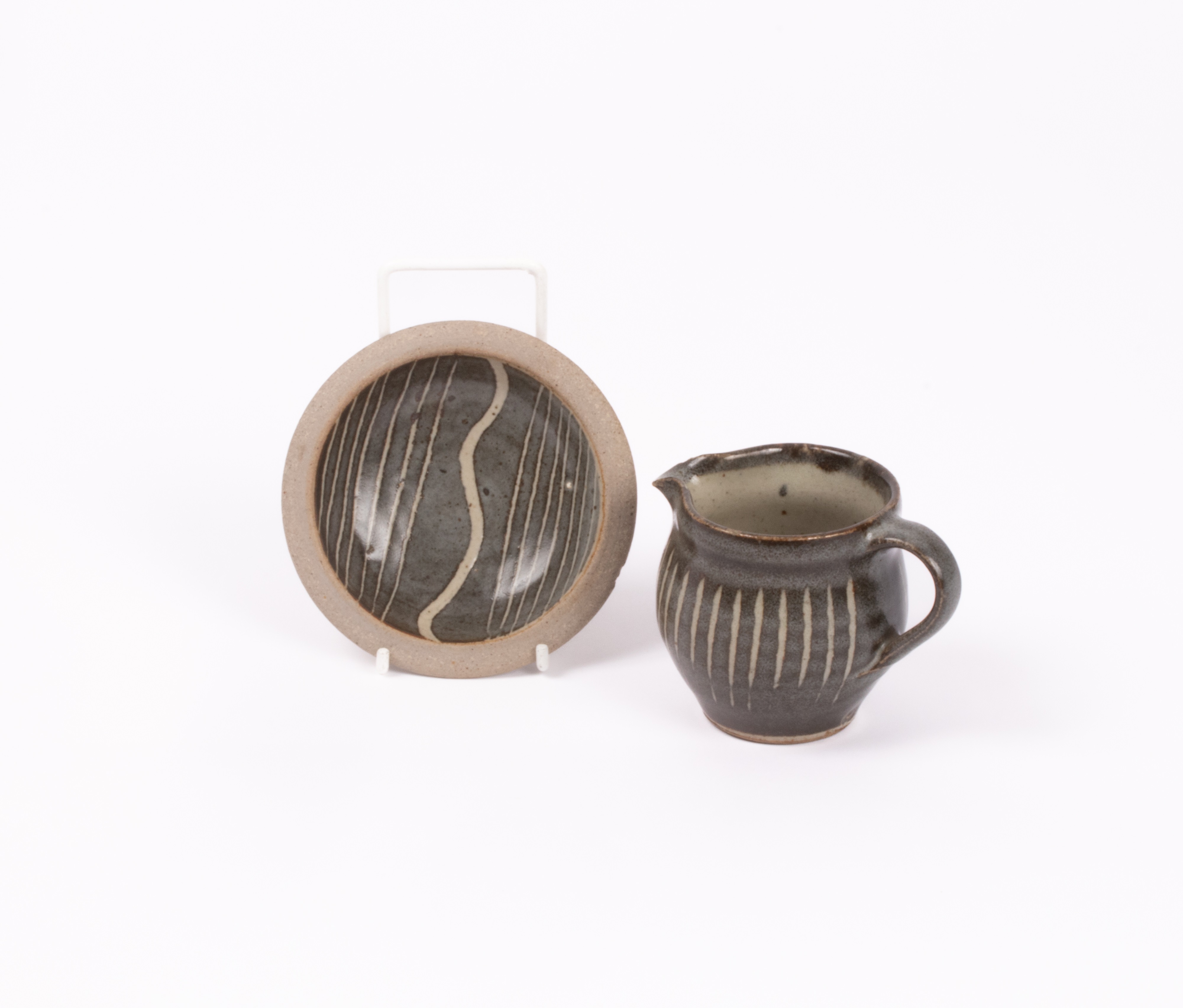 Lot 6 - Leach Pottery, St Ives