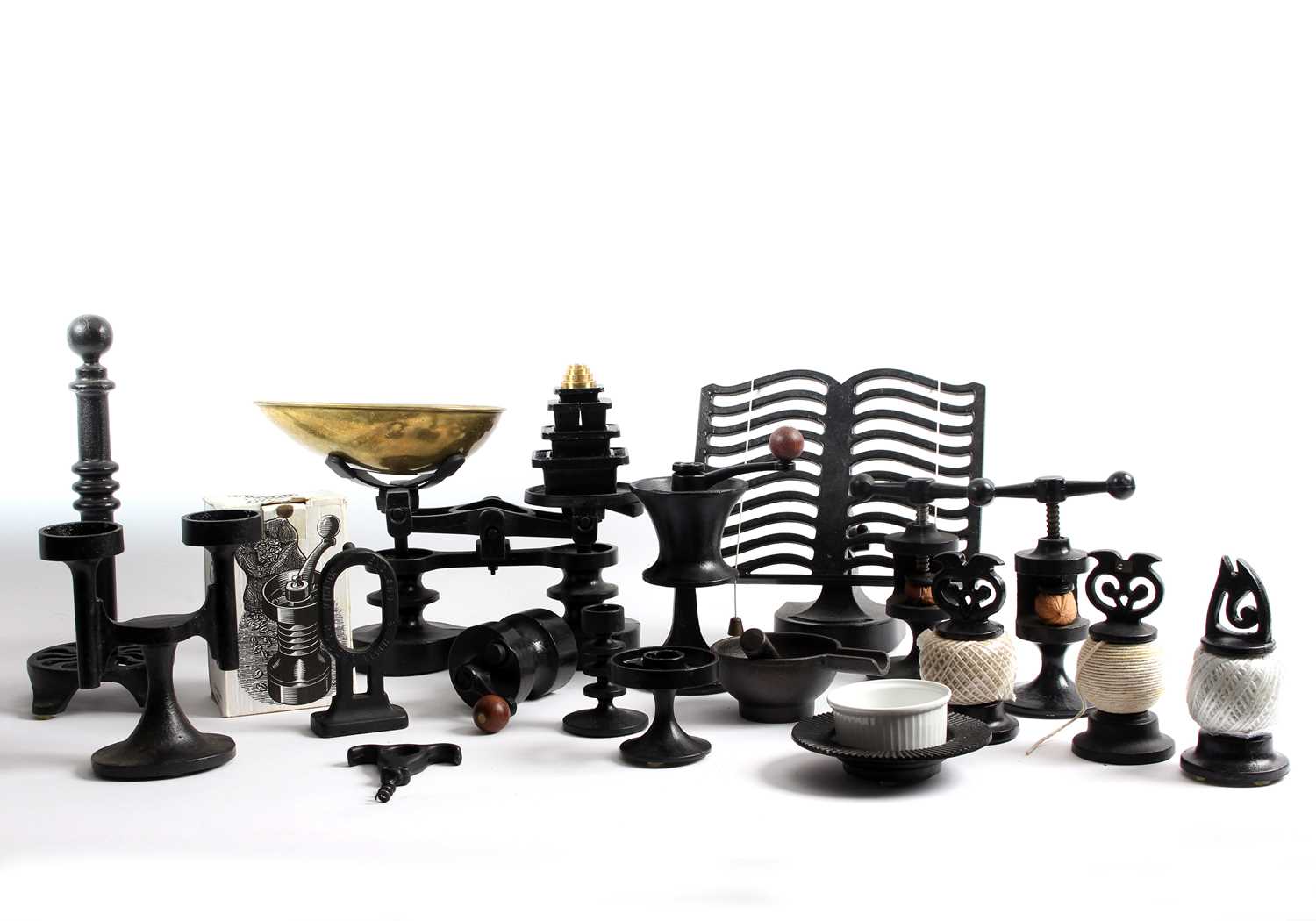 Lot 60 - A collection of Robert Welch Victor cast ware