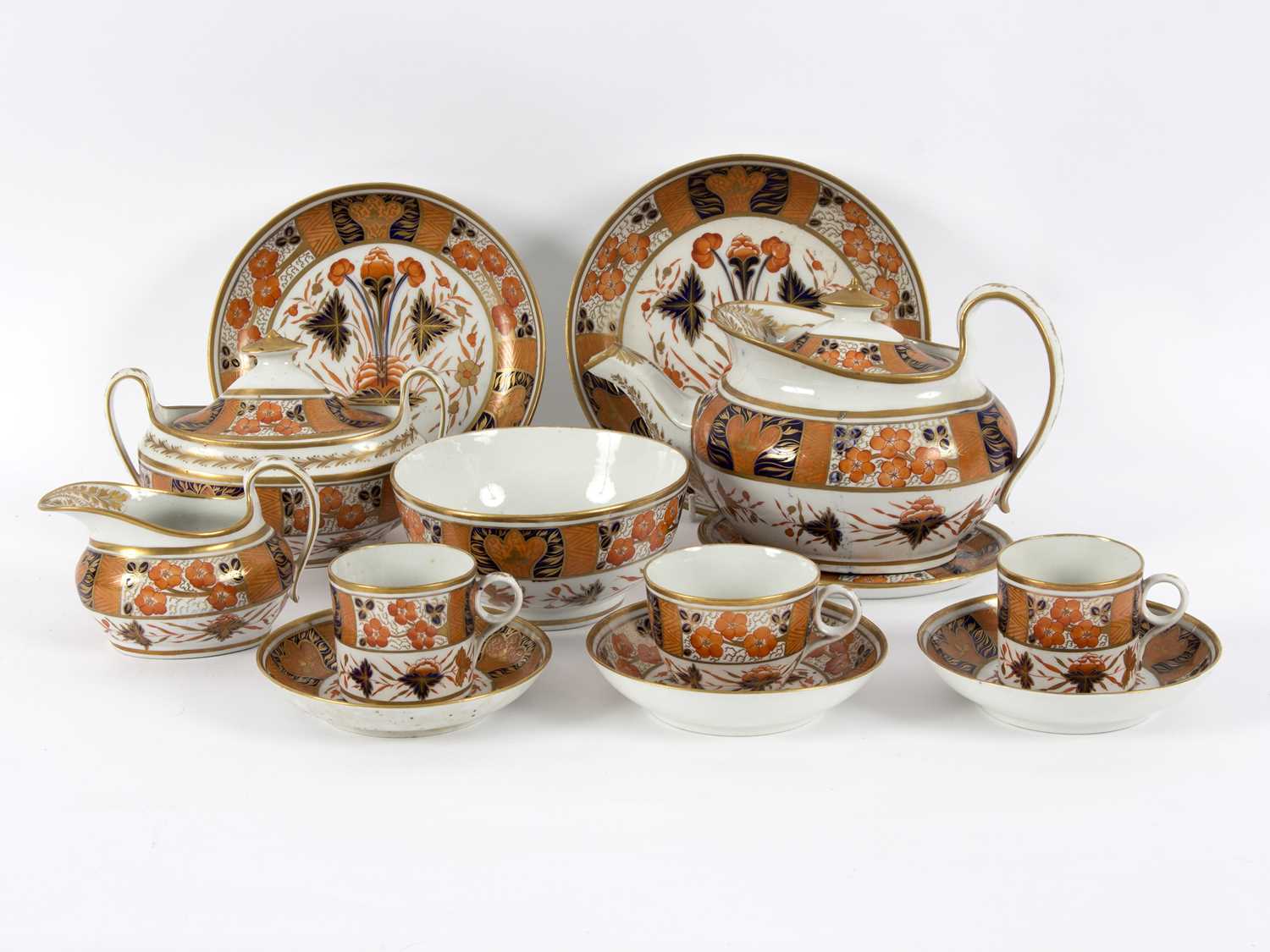 Lot 328 - A New Hall tea set, circa 1810, pattern 893,