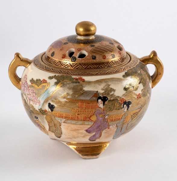 Lot 327 - A Japanese Satsuma koro with pierced cover,