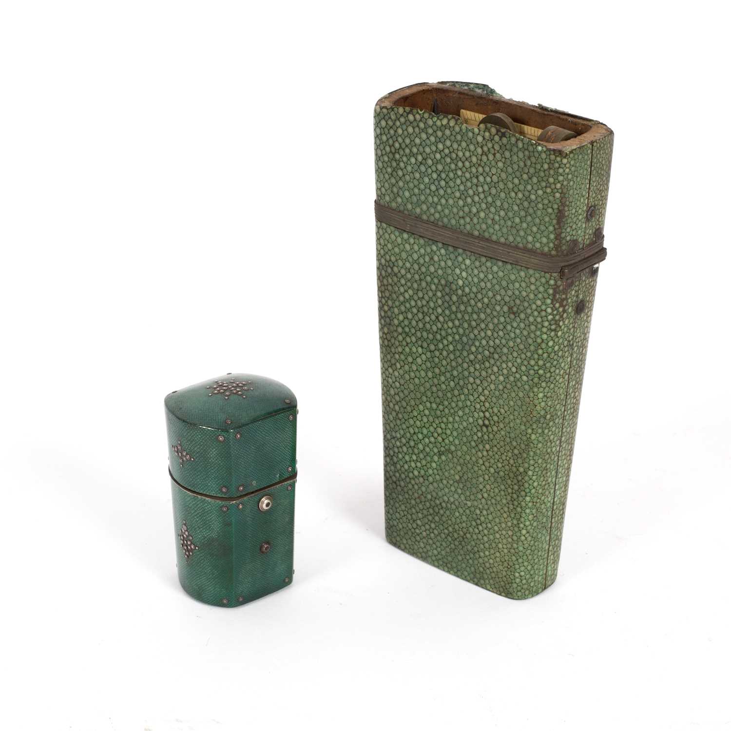 Lot 25 - An early 19th Century draughtsman's set, in a