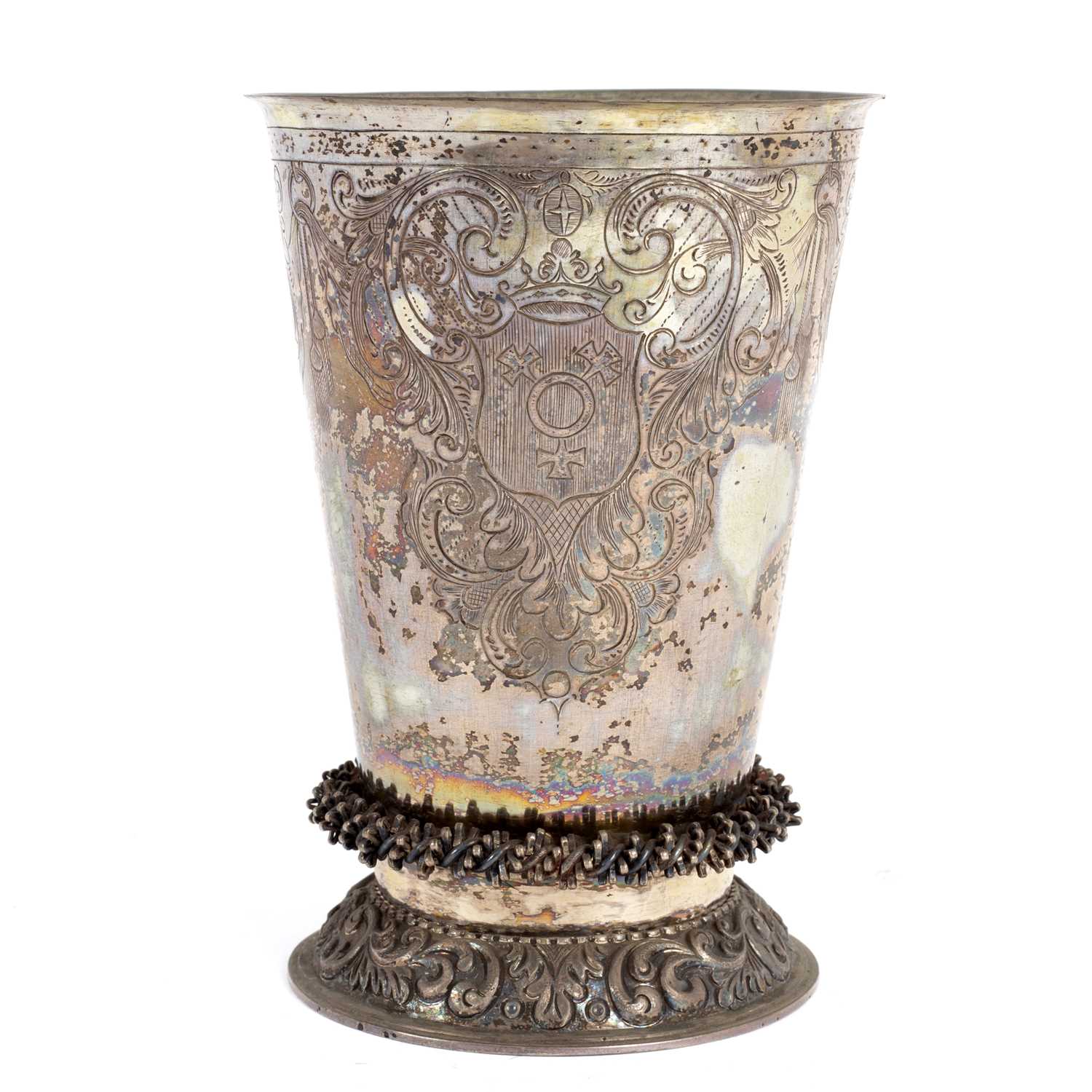 Lot 144 - A 17th Century Dutch style silver beaker,