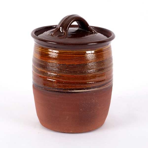 Lot 206 - Ray Finch (1914-2012), an earthenware lidded