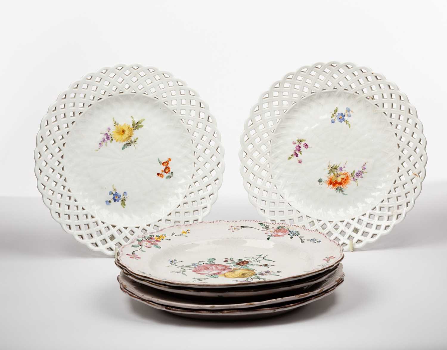 Lot 383 - A pair of Meissen plates, late 19th Century,