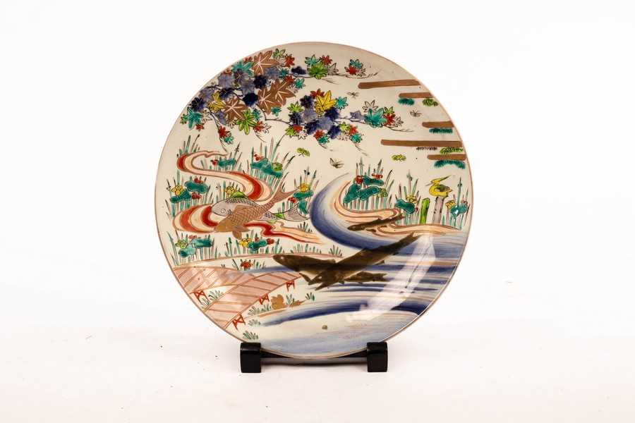Lot 448 - A Japanese charger, 19th Century, decorated