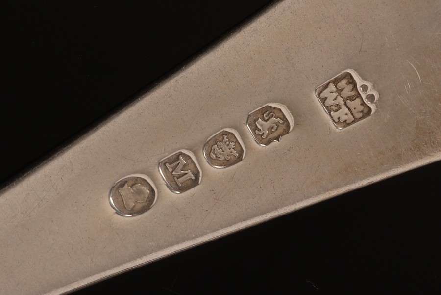 Lot 88 - A quantity of Old English pattern silver