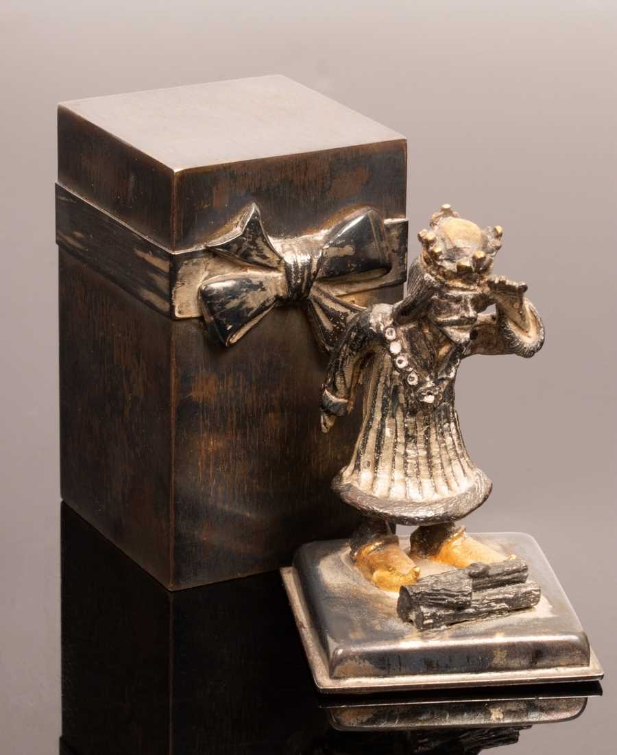 Lot 359 - Stuart Devlin (1931-2018), a silver and