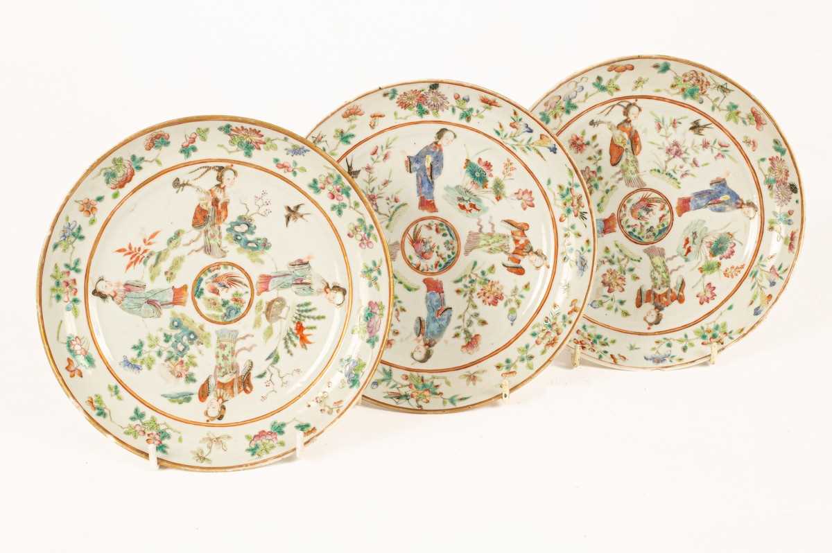 Lot 66 - Three Chinese plates, 19th Century, decorated