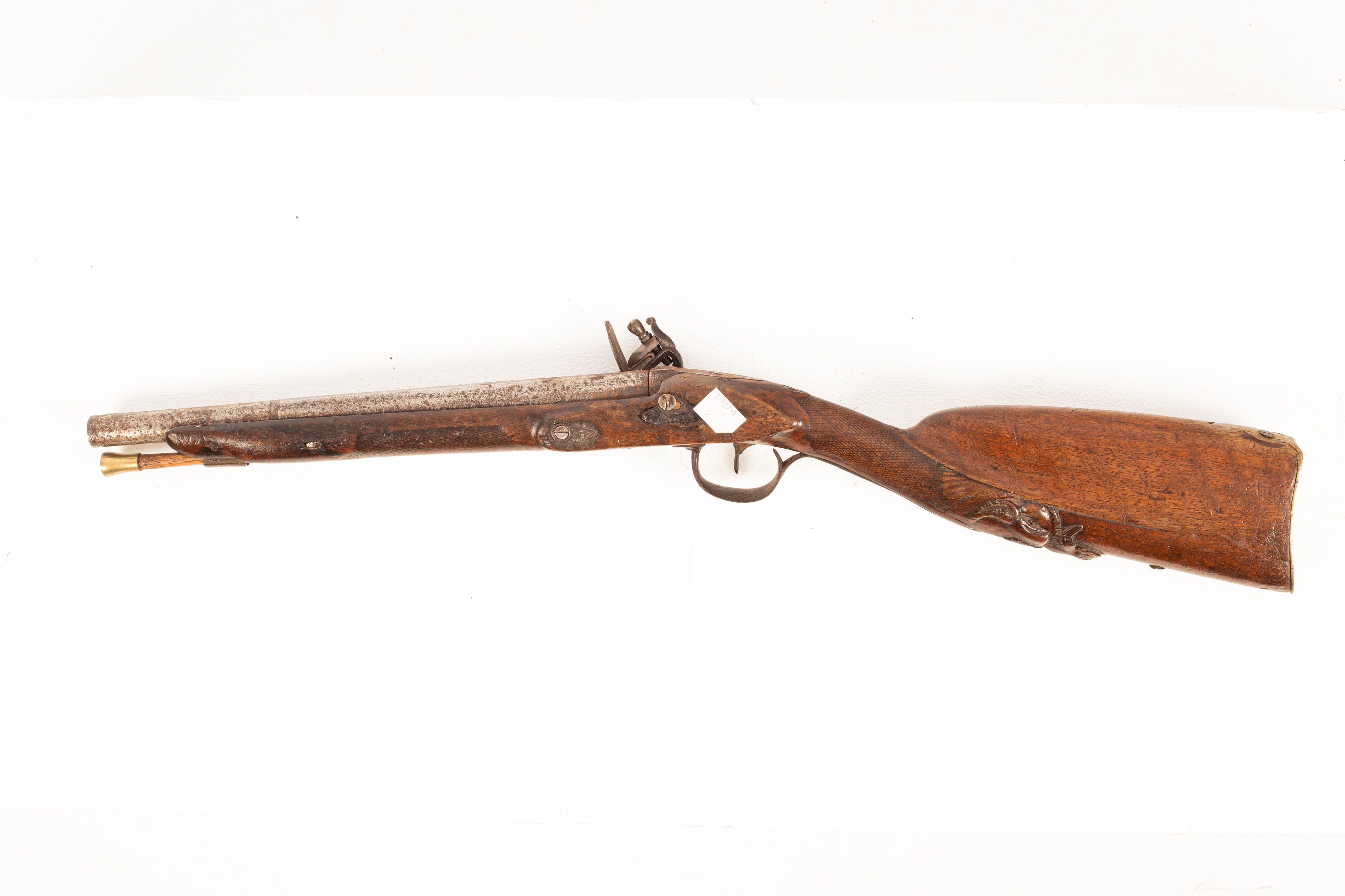 Lot 218 - A flintlock short barrel rifle