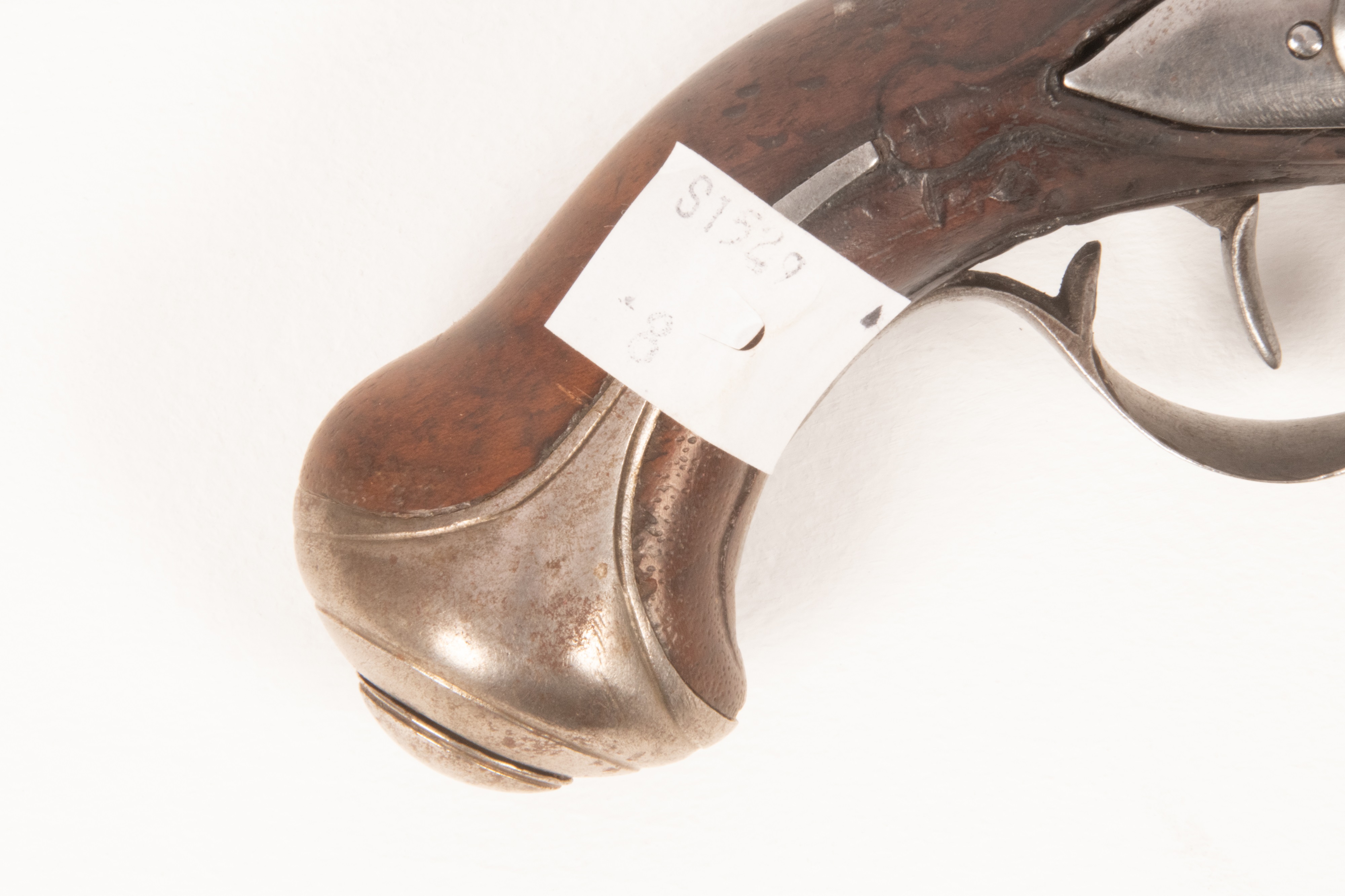 Lot 231 - A small flintlock pocket pistol