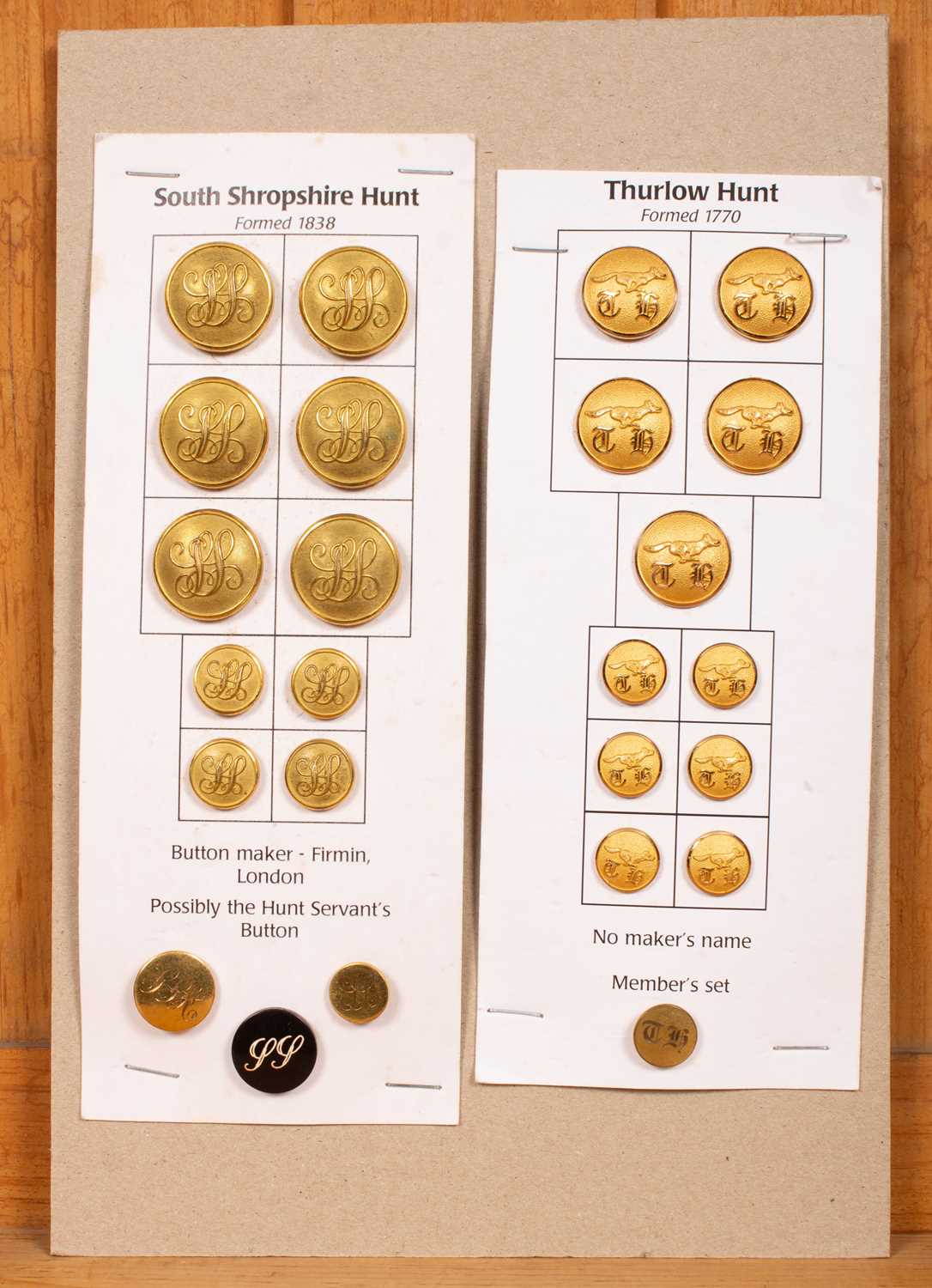 Lot 623 - Hunt buttons