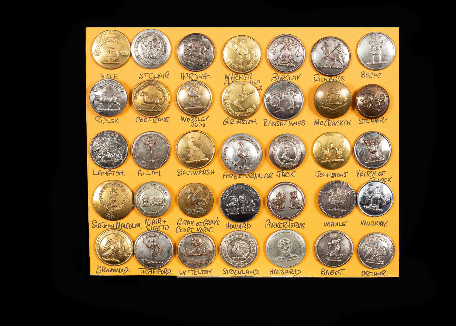 Lot 229 - A group of twenty-eight livery buttons