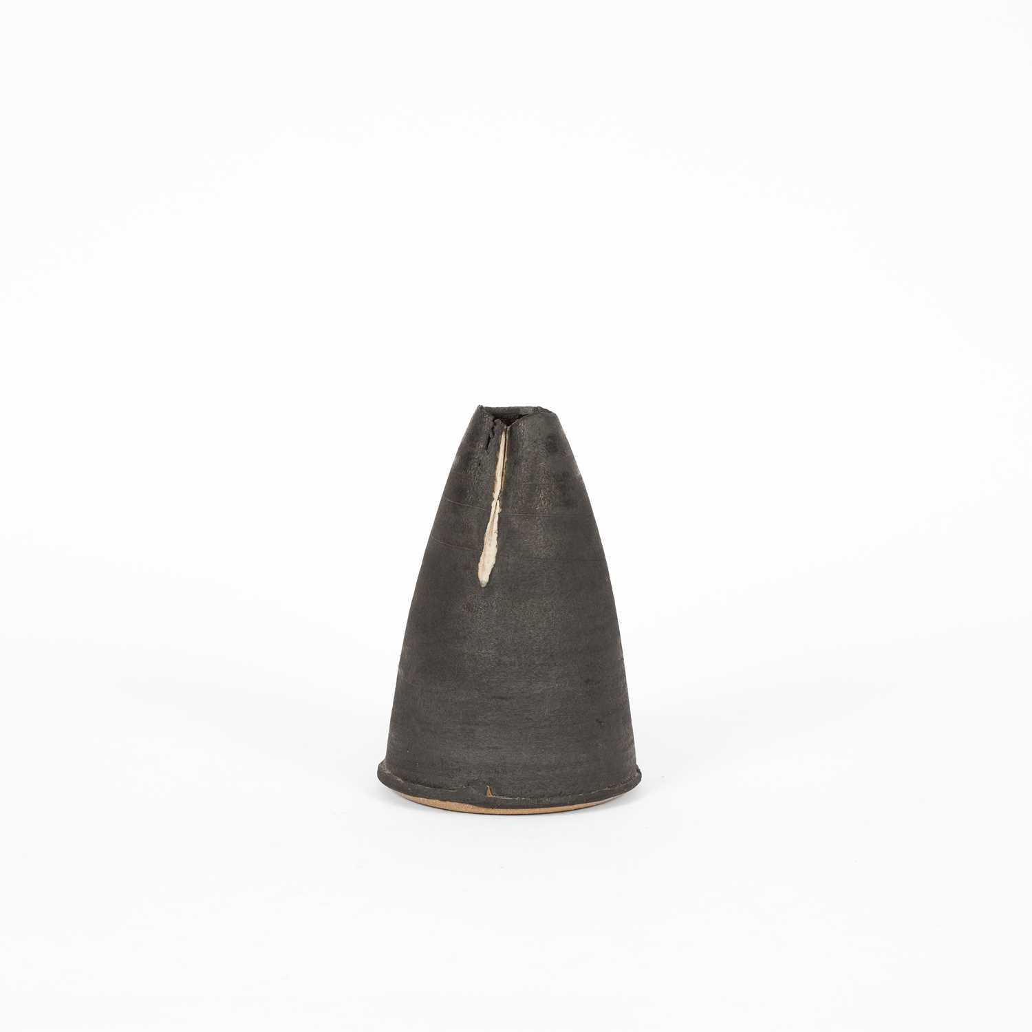 Lot 373 - Dan Kelly (born 1953)